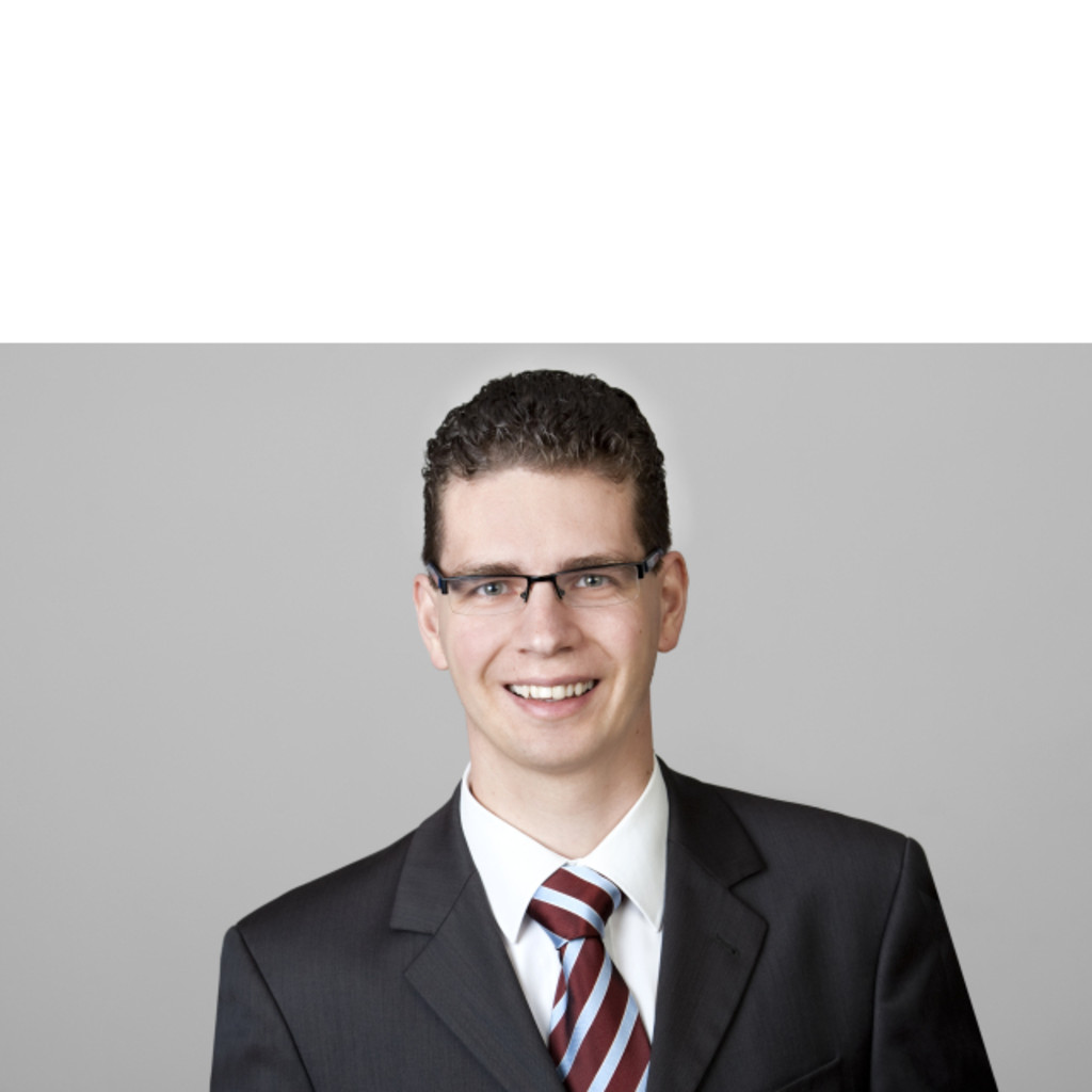 Dipl.-Ing. Thomas Albert - Abteilungsleiter Datenmanagement Ford-VW ...