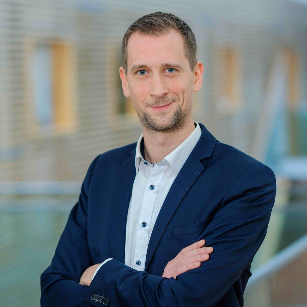 Benjamin Garbe - Leiter Payroll Service - COMRAMO AG | XING