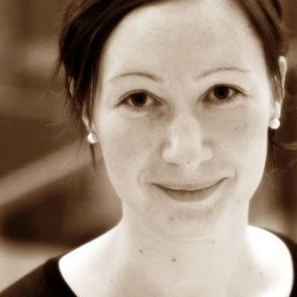 Simone Gonzalez's Instagram, Twitter & Facebook on IDCrawl