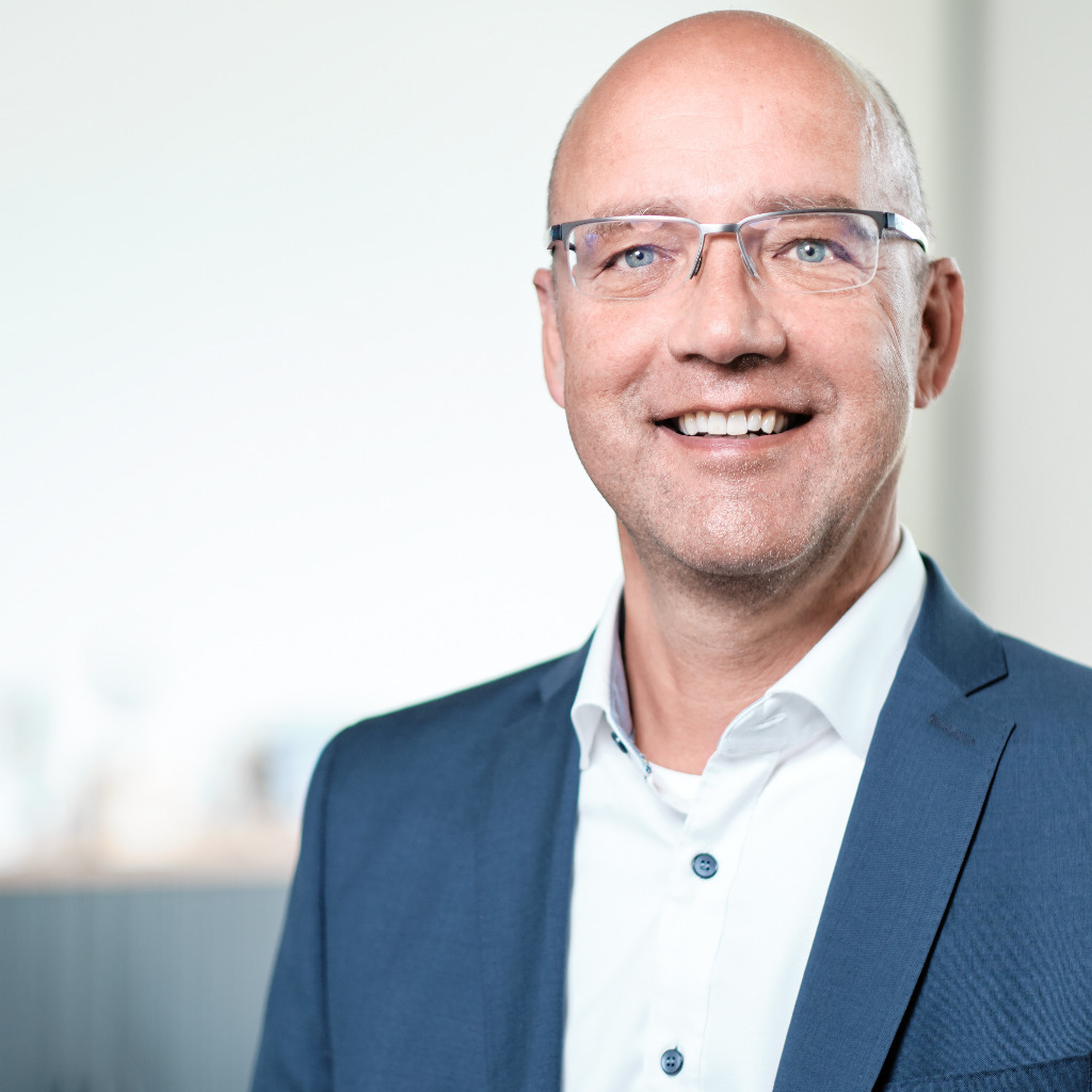 Achim Reinhuber - CEO - Raumtechnik Messebau & Event Services GmbH | XING