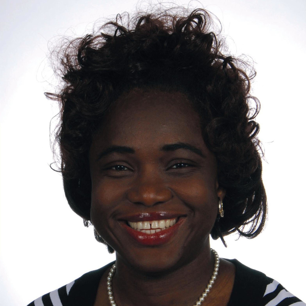 Elizabeth Fischer's Instagram, Twitter & Facebook on IDCrawl