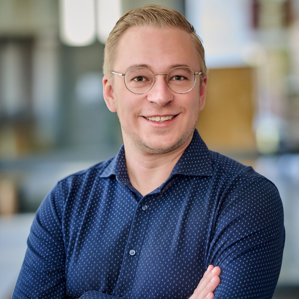 Dr. Simon Wagner - Data Analyst - Mediengruppe Bayern | XING