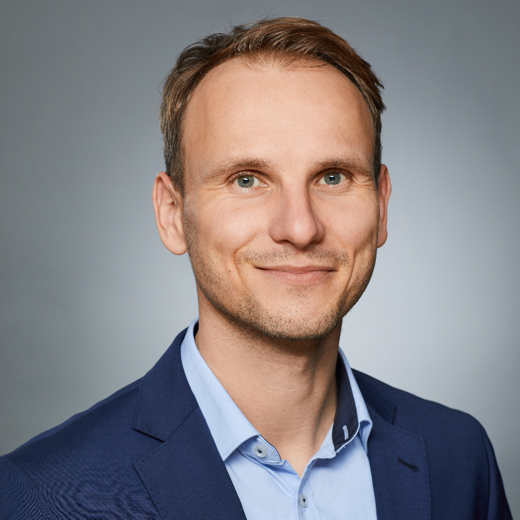 Alexander Schmidt's Instagram, Twitter & Facebook on IDCrawl