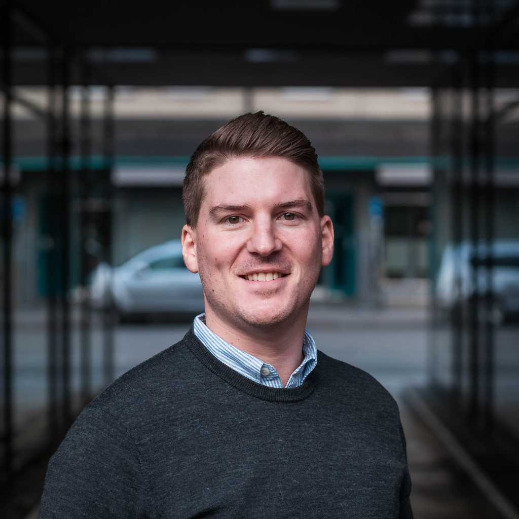 Max Engel - Senior Manager Business Developement - brands and emotions ...