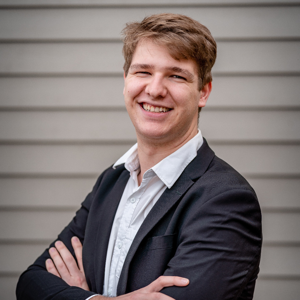 Paul Gerke - Fachinformatiker Systemintegration - Starke + Reichert ...