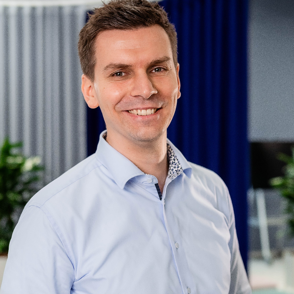 Francesco Goertz - Director IT Service Delivery - Beiersdorf Shared ...