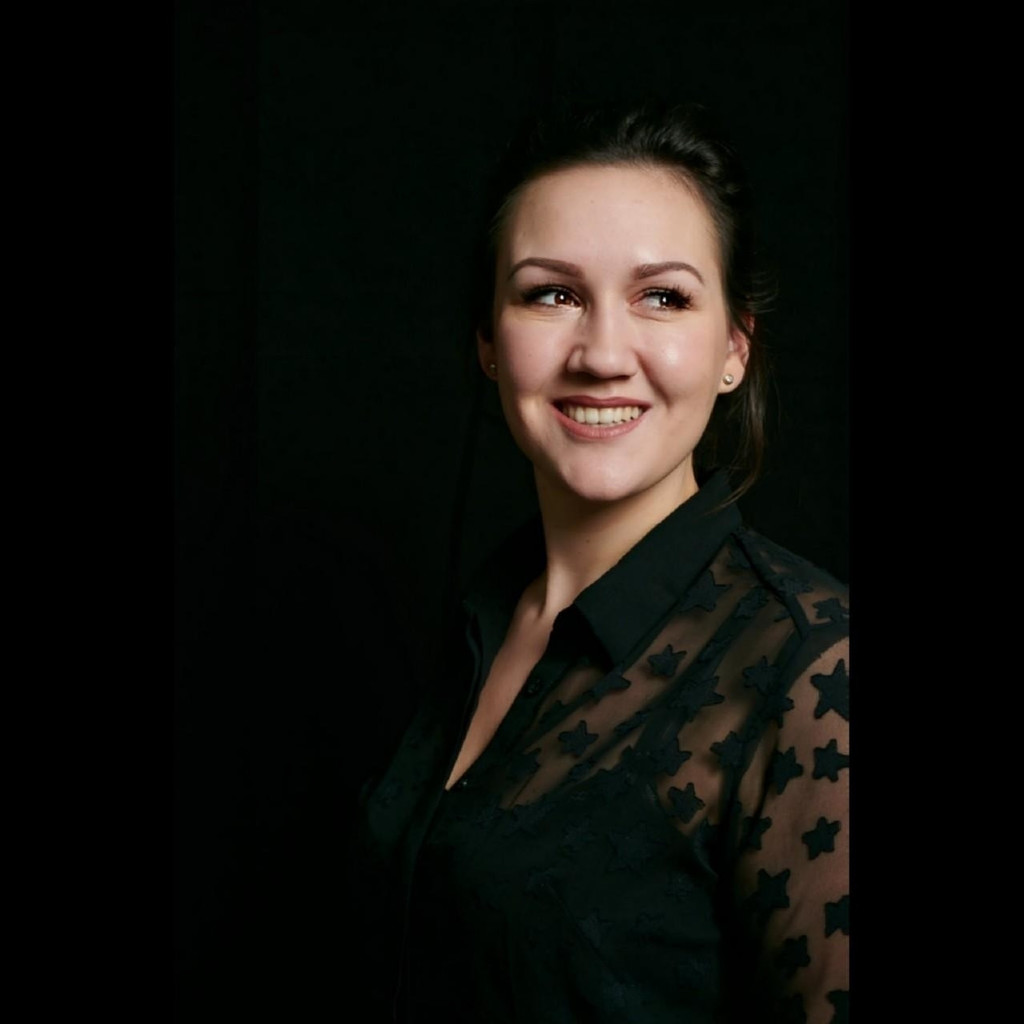 Laura Heckmann - Mitarbeiterin Strategie und Unternehmensentwicklung ...