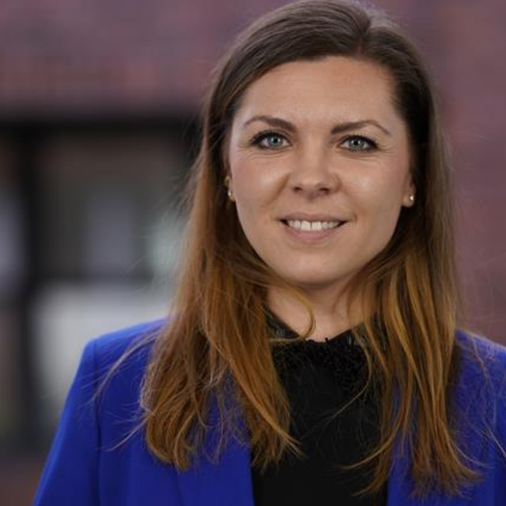 Julia Suhren - Geschäftsführerin - Suhren Office - & IT Solutions | XING