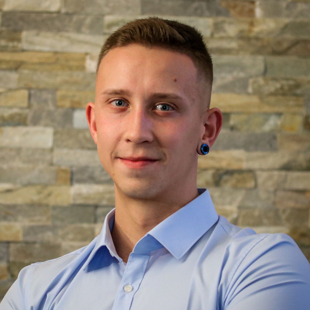 Karl Niklas Gleichmann - Qualitätslenker - Porsche Leipzig GmbH via Hays | XING