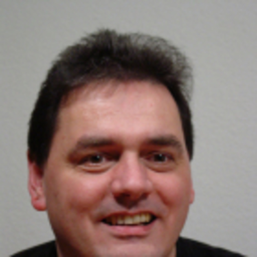 Rolf Hanselmann - Market Distribution Manager SWITAU - Goodyear Dunlop ...