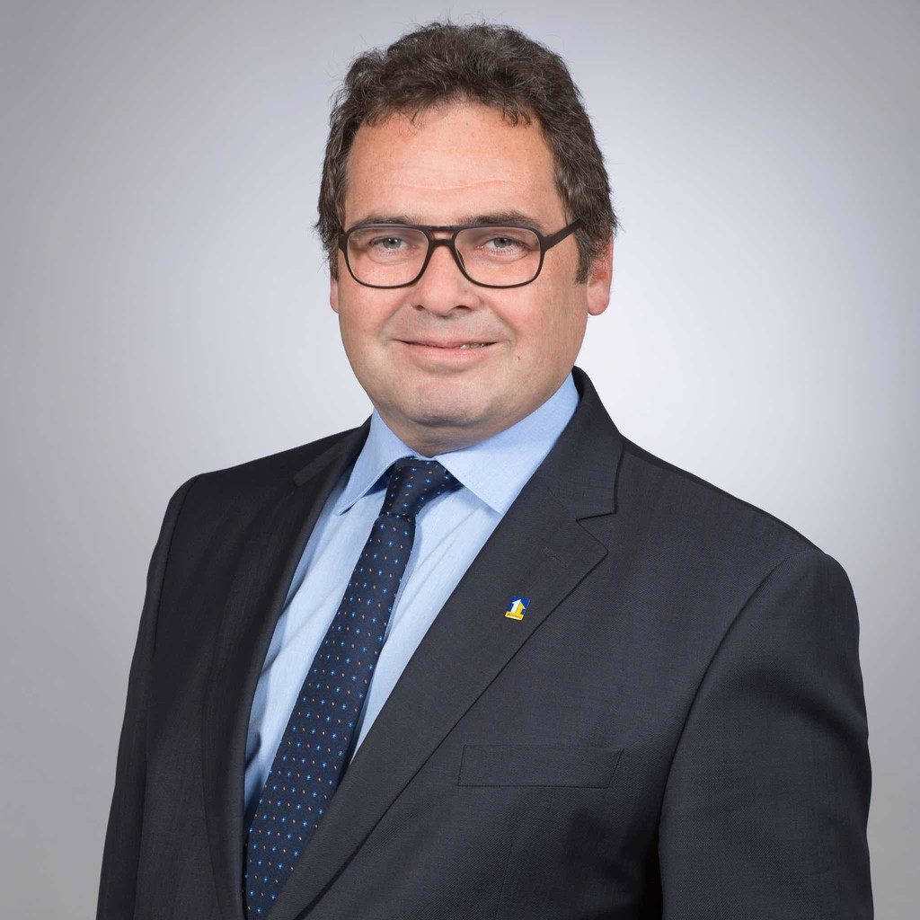 Stephan Helk - Leiter Marktgebiet 4 Wände - Postbank Finanzberatung AG ...