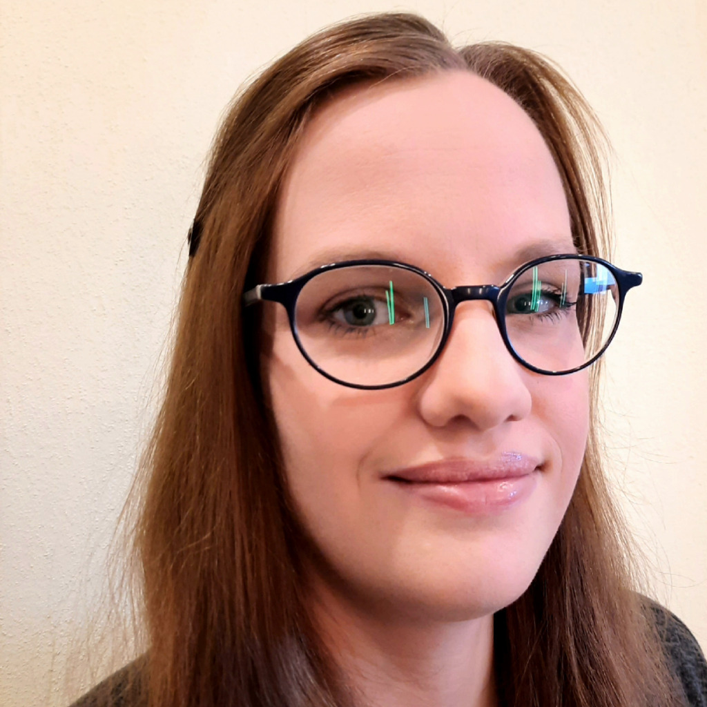 Jennifer Graf - Medizinische Fachangestellte - Hausärztliches Zentrum ...