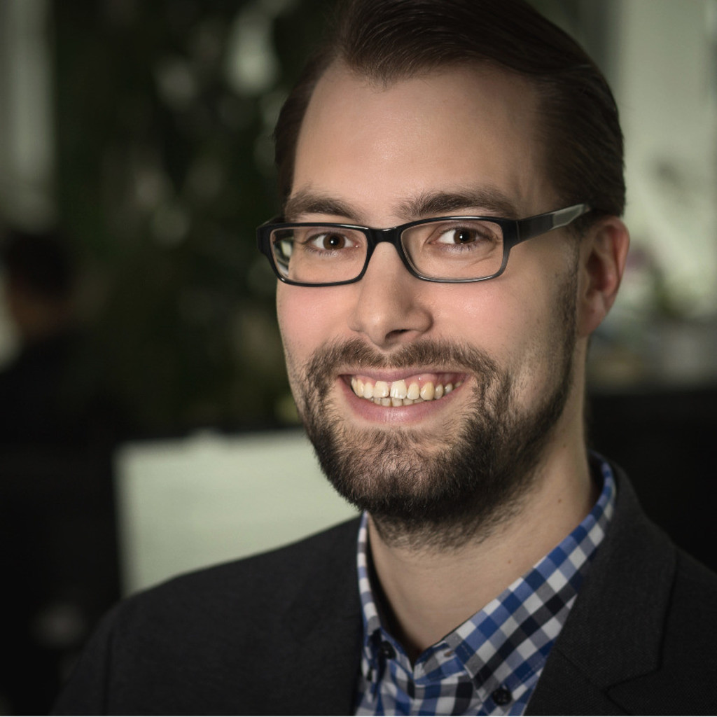 Thorsten Ludewig - Junior CRM Manager - Tenhil GmbH & Co. KG | XING