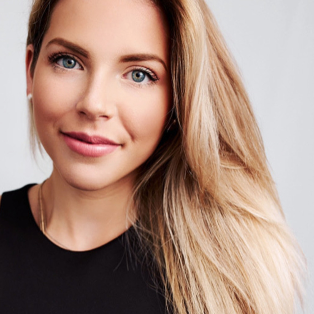 Helena M. Lobeck - Fondsmanagerin Handelsfonds - CREDION AG | XING