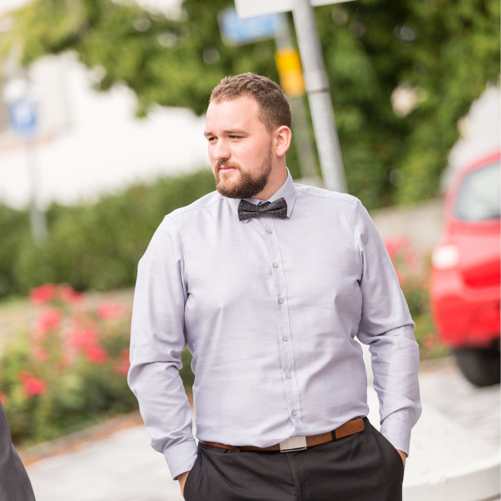 Patrick Hofmann - Solutions Consultant - dainox gmbh | XING