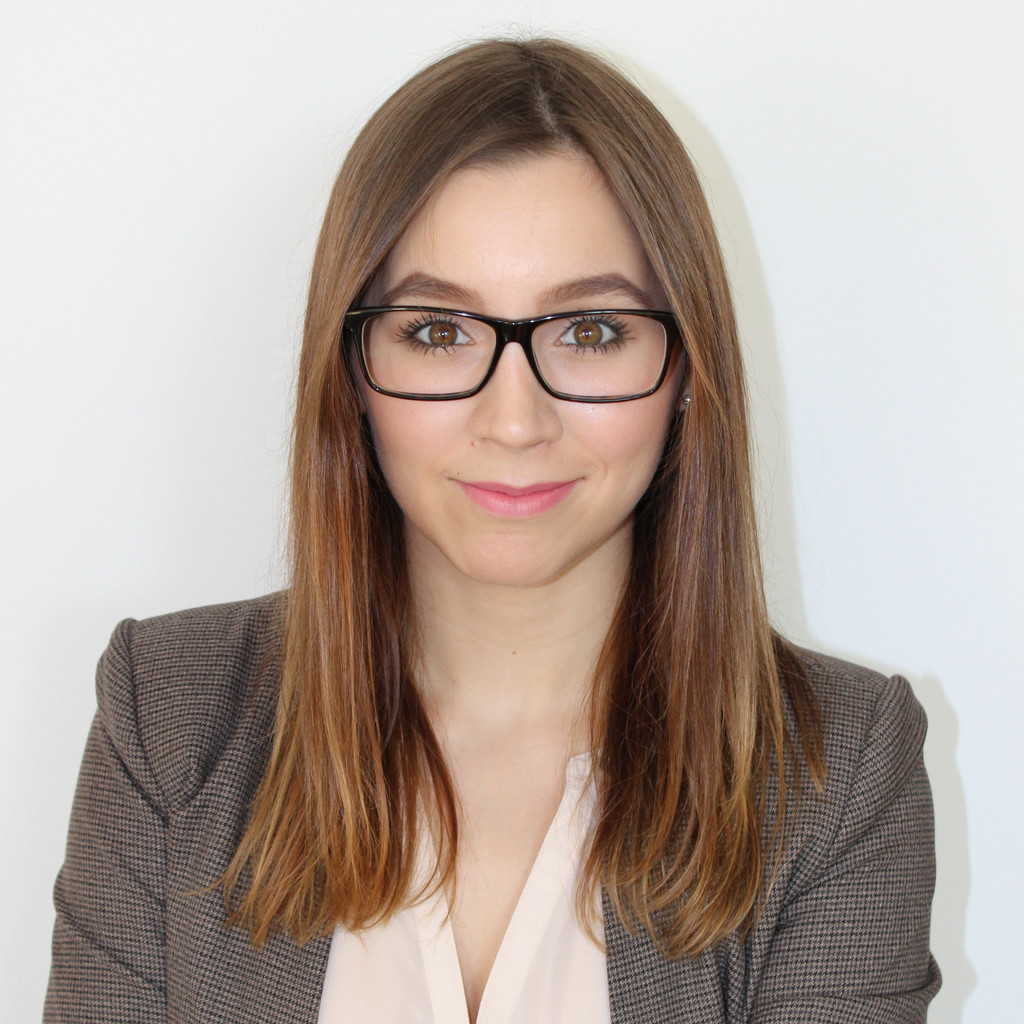 Lisa Klein's Instagram, Twitter & Facebook on IDCrawl