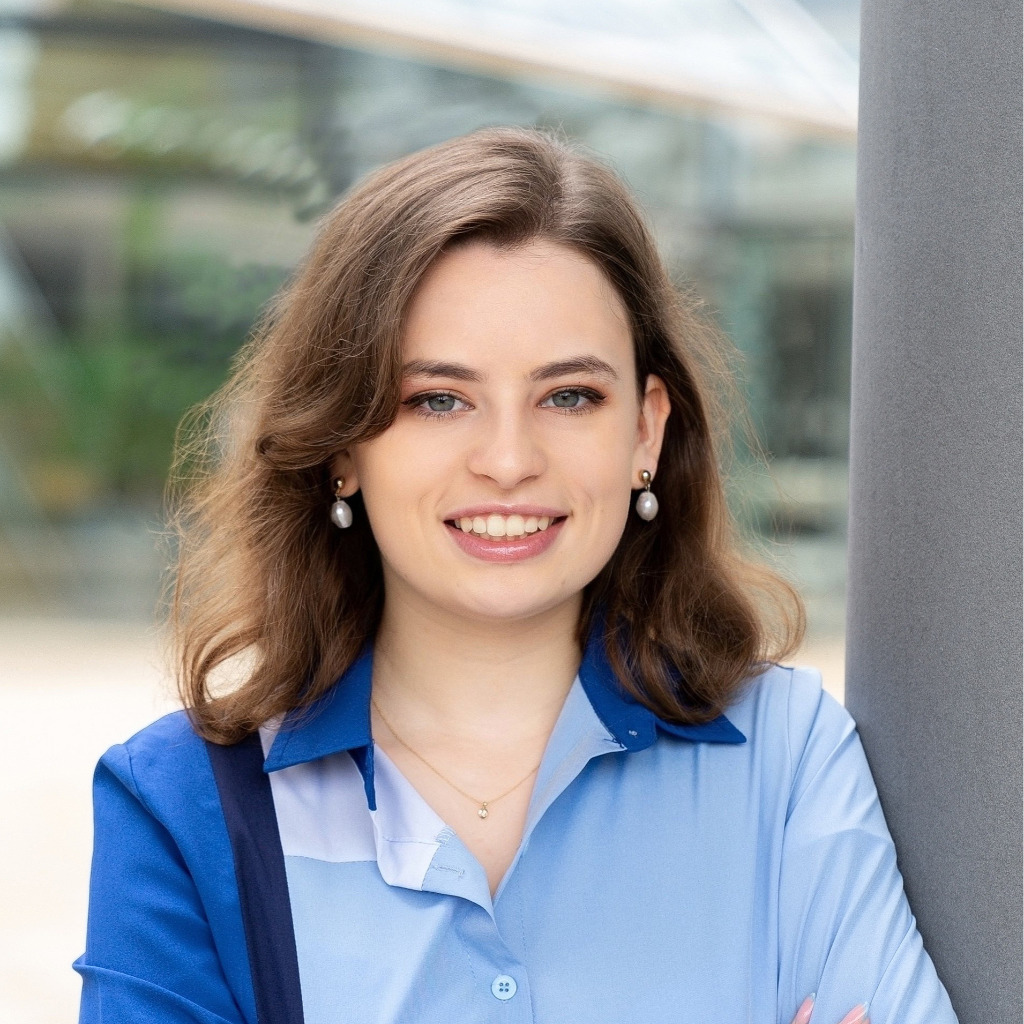 Michelle Senderski - Kommunikationsmanagment - IST-Hochschule für ...