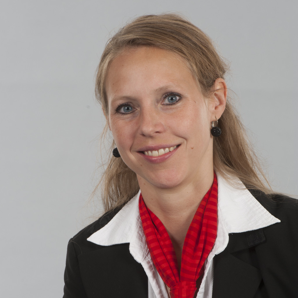 Simone Senn - Mitarbeiterin Personal - Raiffeisenbank Regio Frick | XING