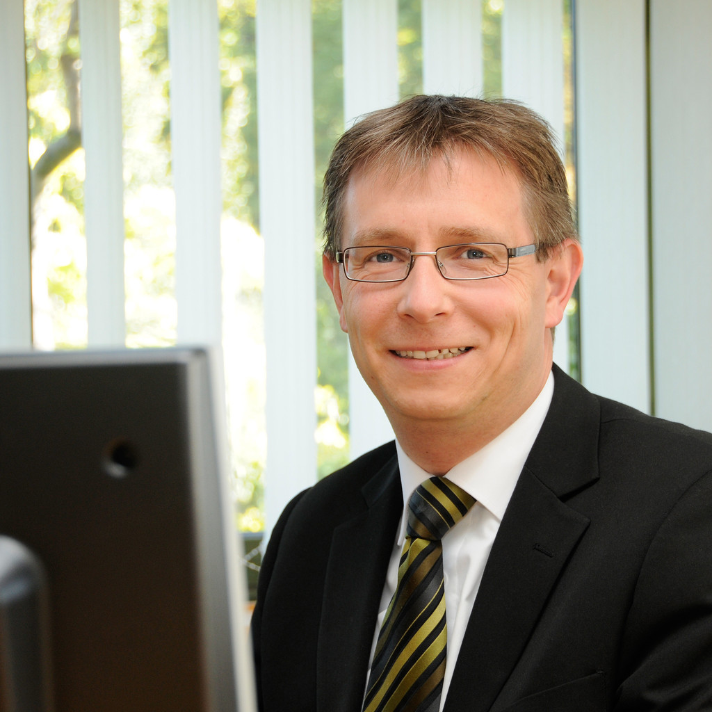 Martin Rink - Depot-A Manager - Rheinhessen Sparkasse | XING