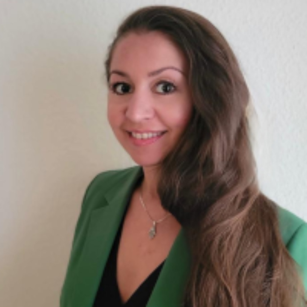 Nina Grinke - Store Manager - KG ZARA Deutschland B.V. & Co. | XING