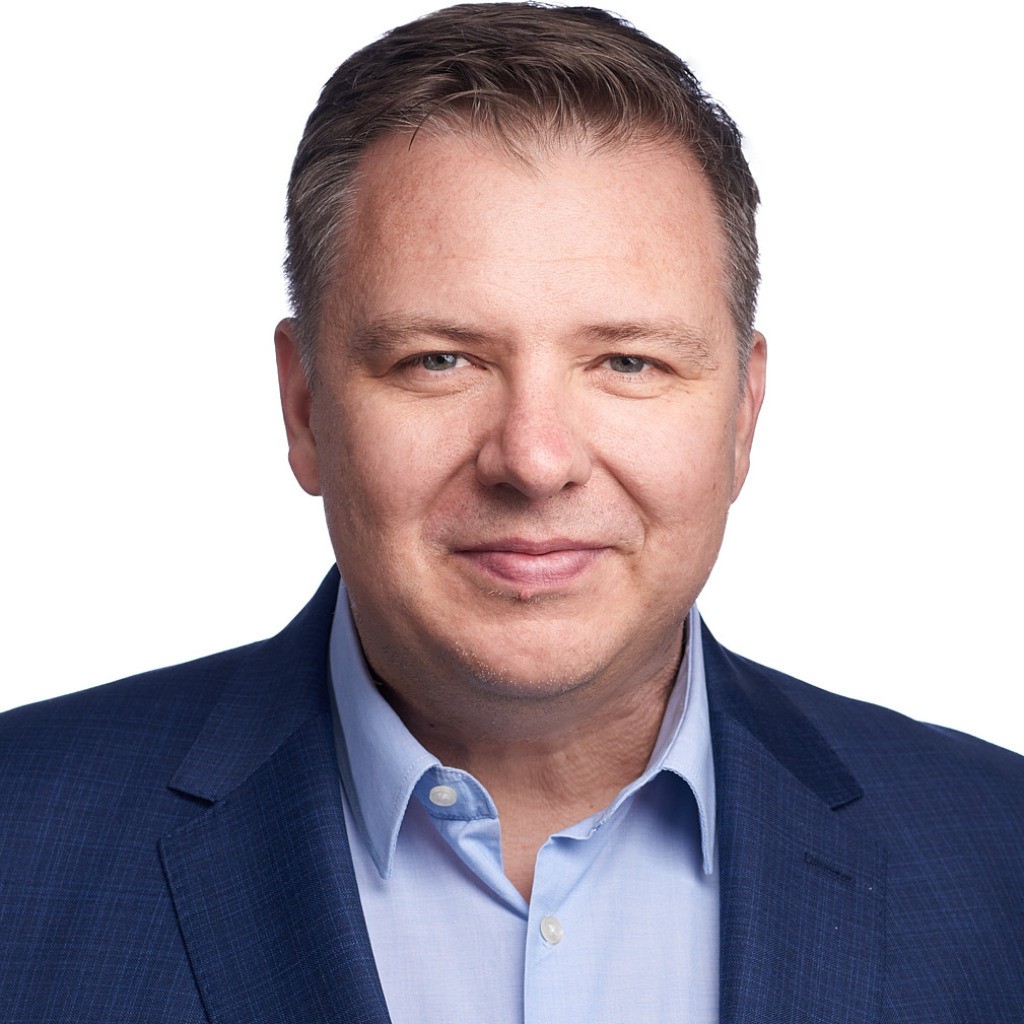 Alexander Hug - VP Operations DACH/Nordics - Synertrade SES GmbH | XING