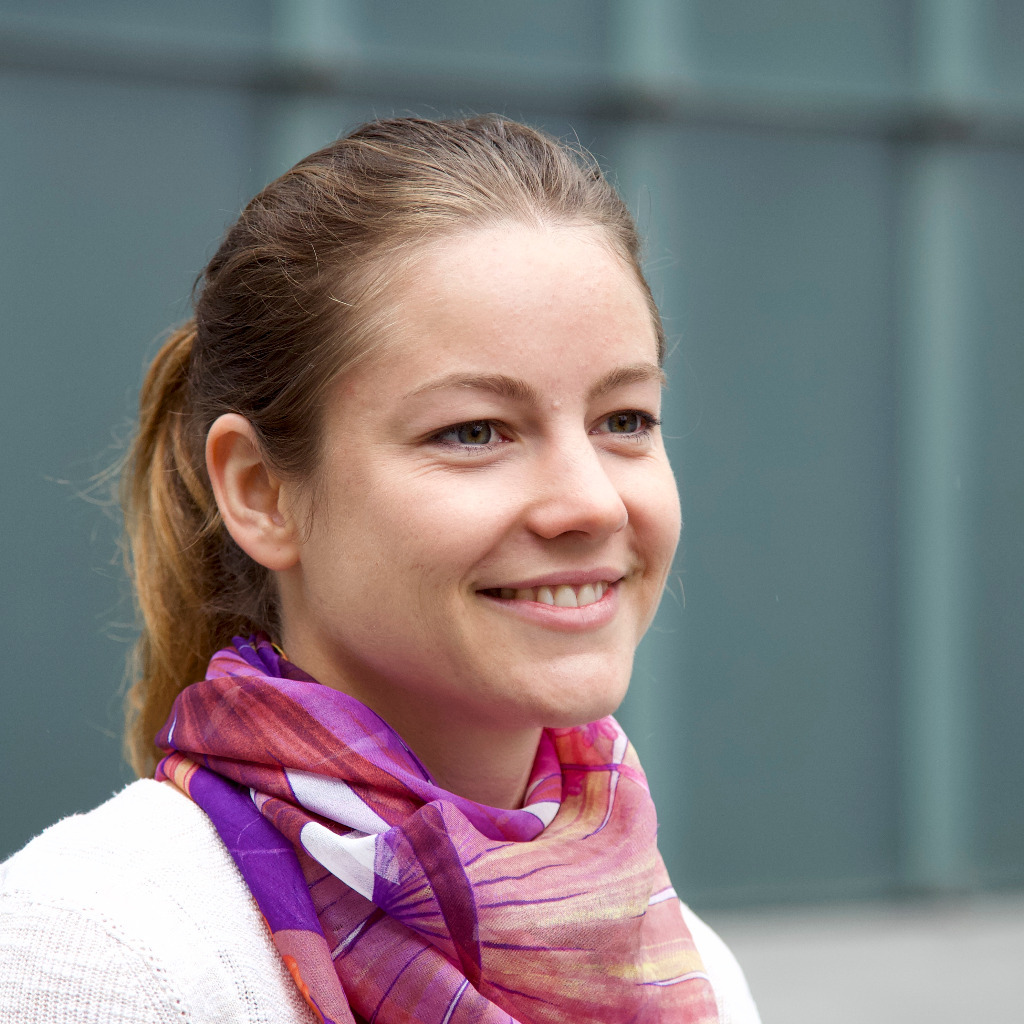 Sarah Hohpe - UX/UI-Designerin - Julius Blum GmbH | XING