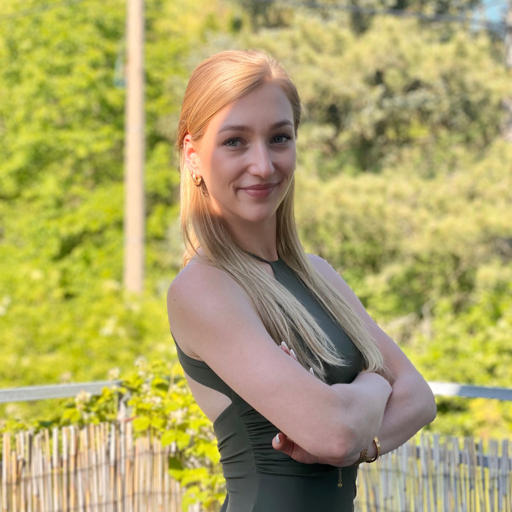 Marlen Kursawe - Praxismanagement/Abrechnungsmanagement - SRH Poliklinik Gera GmbH | XING