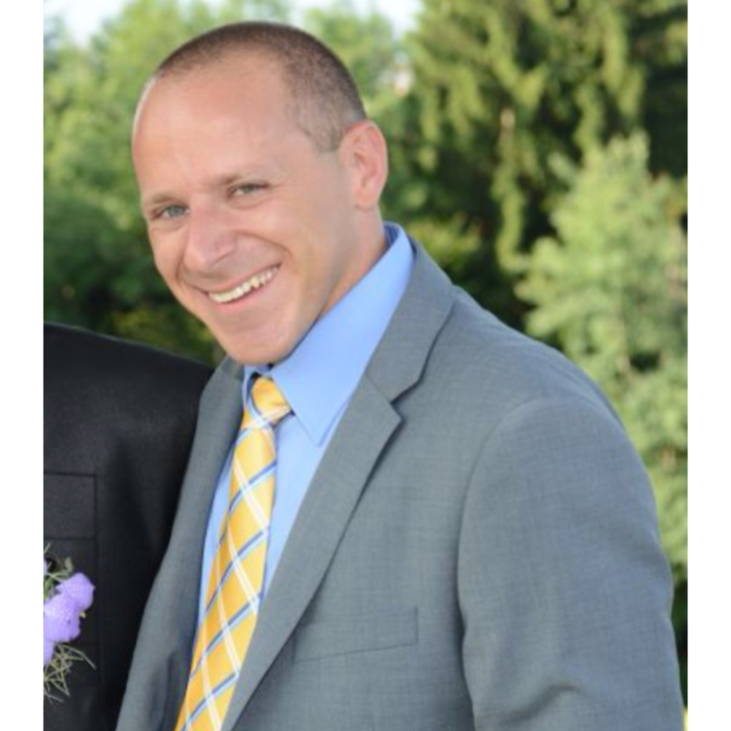 Angelo Restivo - Specialist Securities Administration - Schroders & Co ...