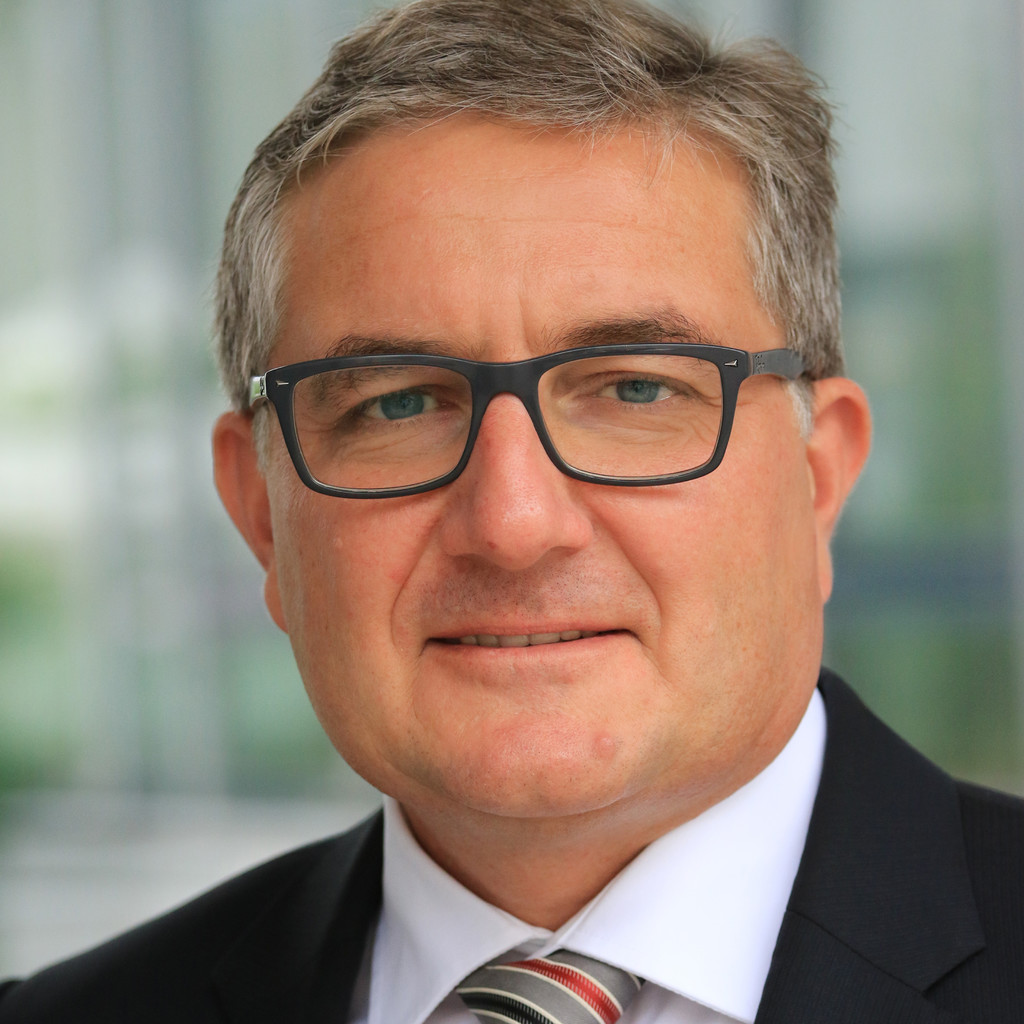 Andreas Büchner - Senior Manager Corporate Communications - DauHerkert ...