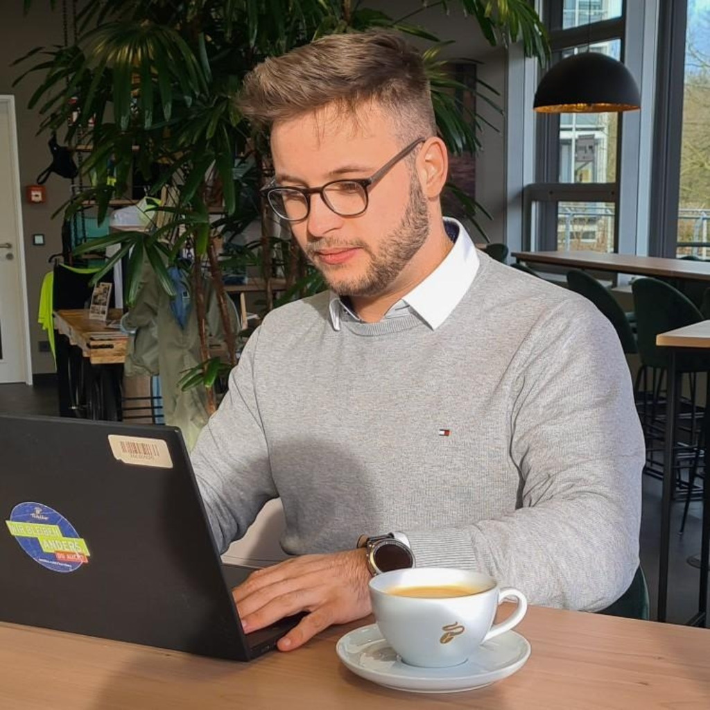 Leon Marc Schmidt - Cloud Engineer - Dirk Rossmann GmbH | XING