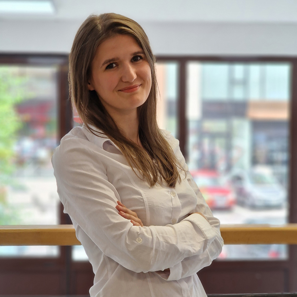 Fatima Hasanovic - Recruitment Consultant - n-experts Personalberatung ...