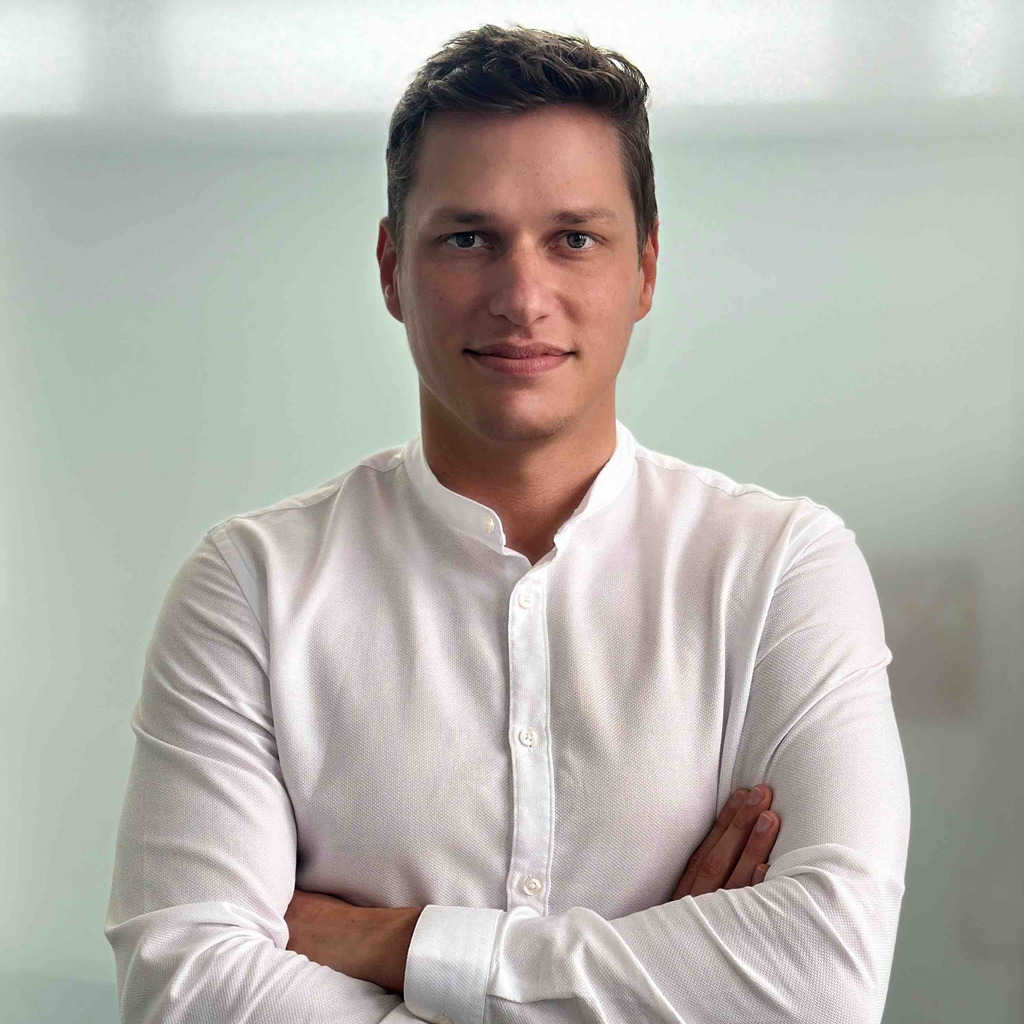 Sebastian Leonard - Geschäftsführender Gesellschafter - Leonard ...