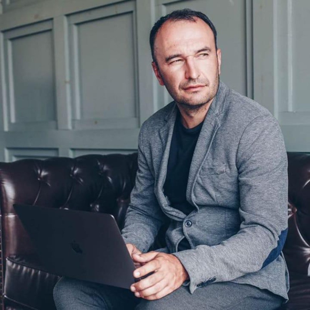 Gary Scot - Forex Consultant/Account Manager - Exsotrade Forsage ...