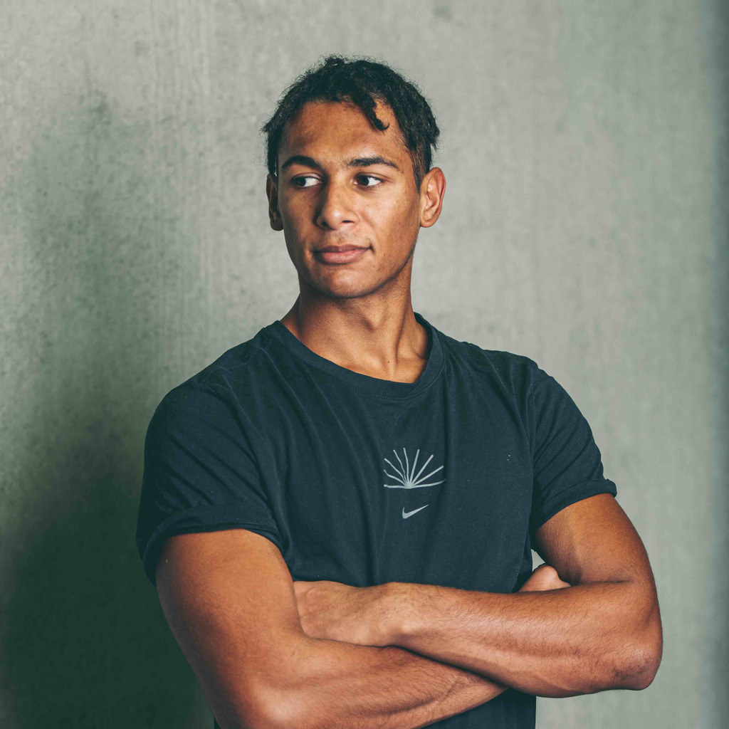 Christopher Carrell - Yogalehrer - Evolve Now Yoga | XING