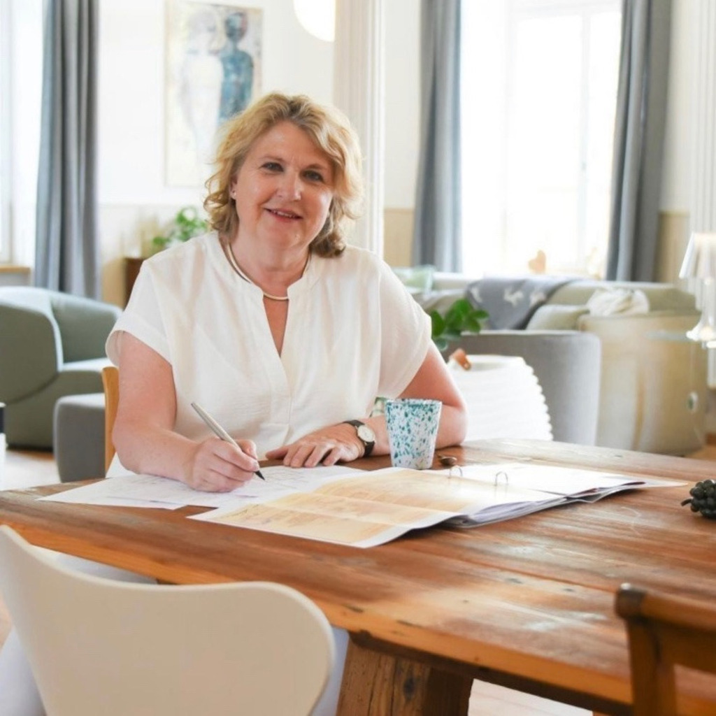 Katja May - Gründung Historicus GbR - Bauträgerschaft im historischen ...