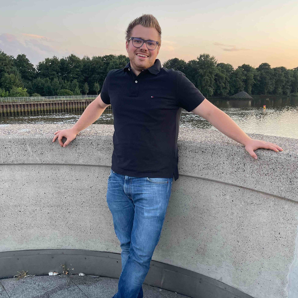 Robert Demske - Geschätsleiter - BAUHAUS Deutschland | XING