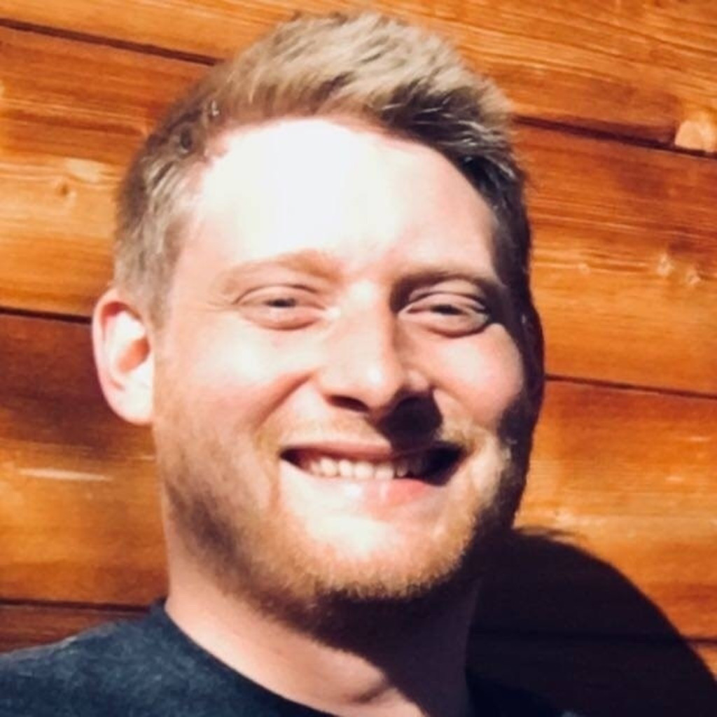 Andreas Hanke - Head of Consumer Insights & Anslytics DE & AUT - Philip Morris International | XING