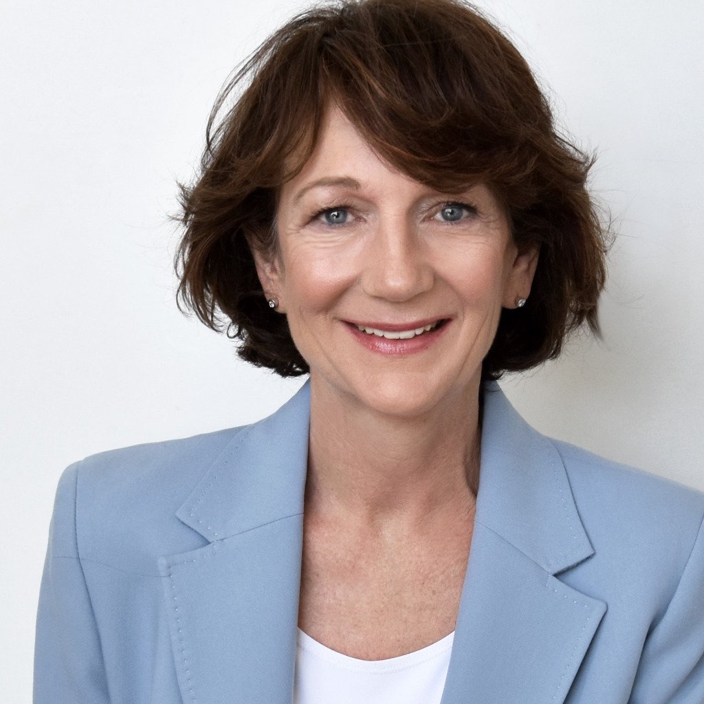 Beate Stelzer - Executive Search & Leadership Advisor Financial ...