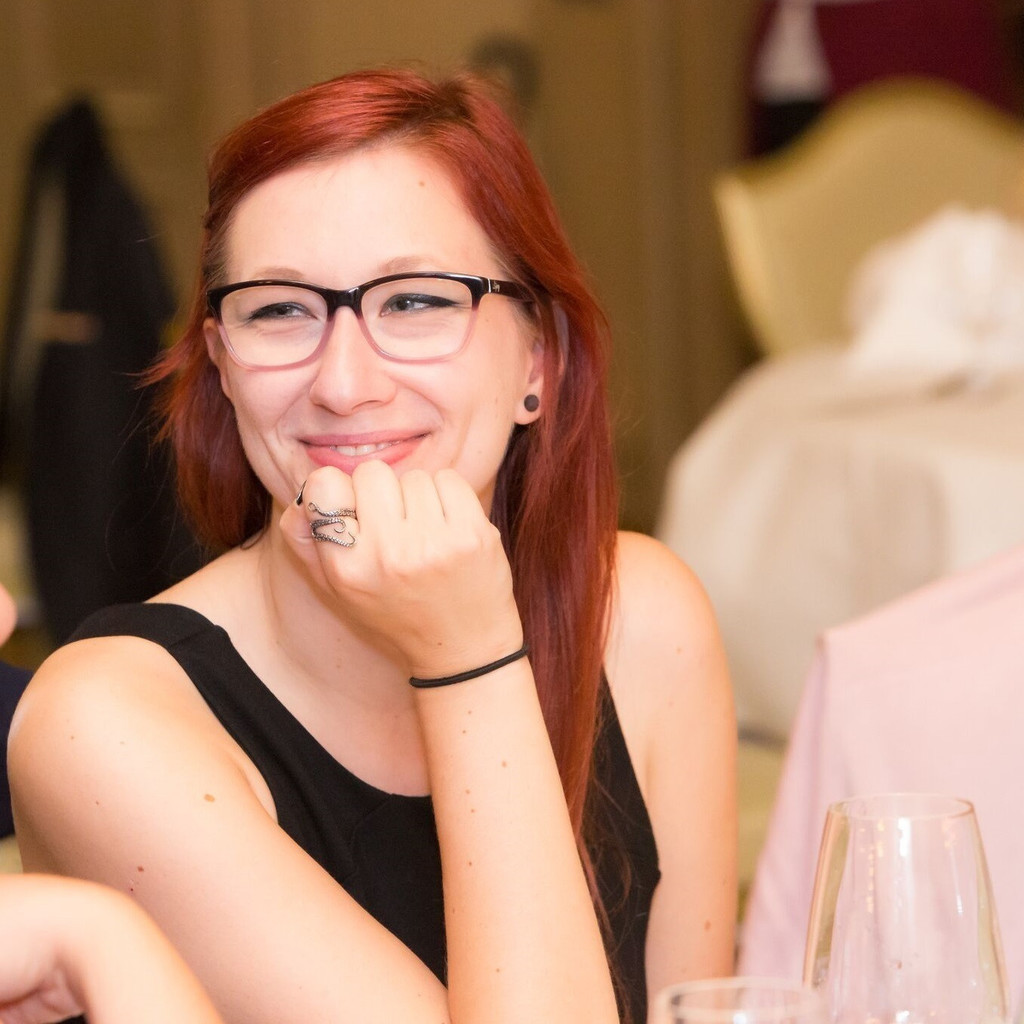 Sarah Barke - Head of HR & Recruiting - Bookboon.com | XING