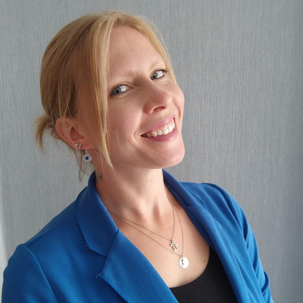 Jennifer Pfeffer - Automobilkauffrau - Autohaus Brunnhuber | XING