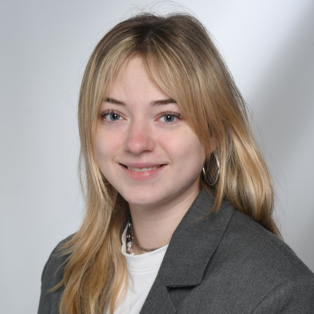 Anna Schier - Deutsch (Lehramt) - Universität zu Köln | XING