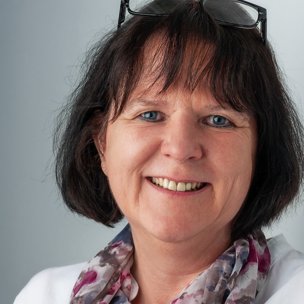 Ingrid Seifert - Sachbearbeiterin Hausverwaltung - HAVAU Hausverwaltung ...