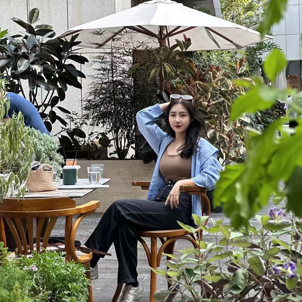 Iris LI - Head of Procurement - FAV Technology Co.limite | XING