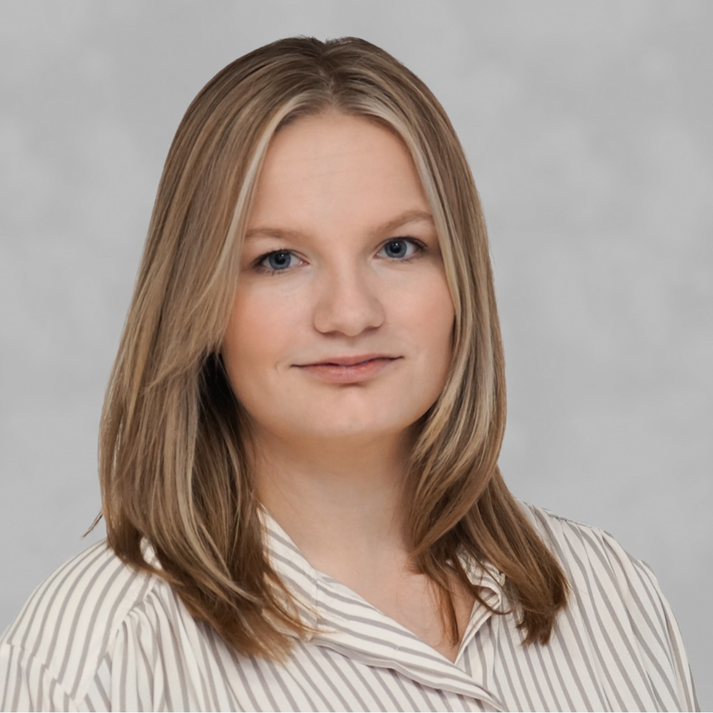 Cynthia Weise - Vertriebsmitarbeiter - AXA Geschäftsstelle Ulrich ...