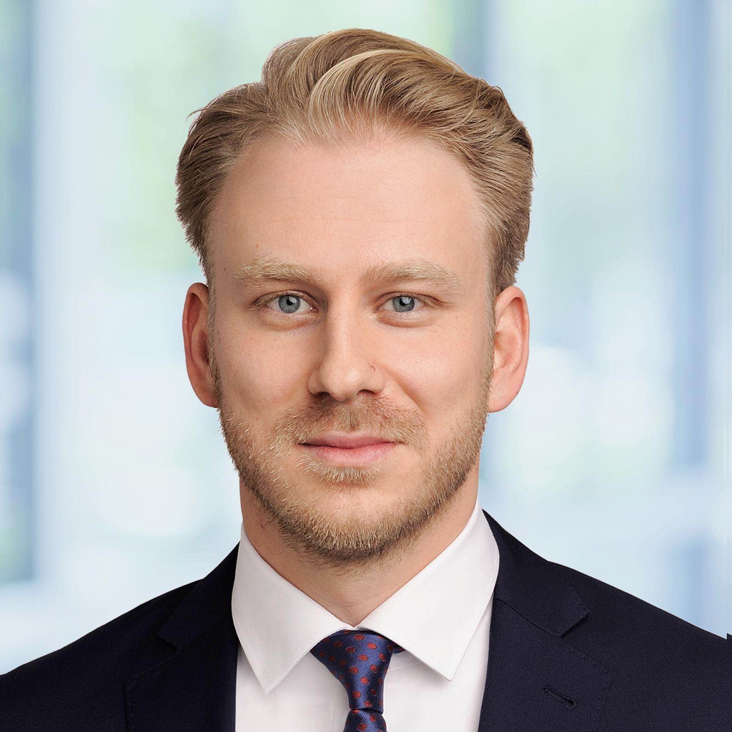 Maximilian Julius Huber - Associate - Ufenau Capital Partners AG | XING