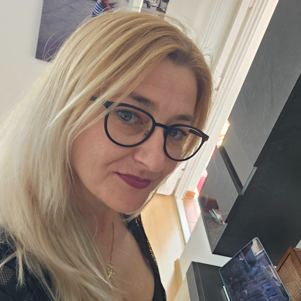 Maria Camelia Doroghy - Altenpflegehelfer - Banat Seniorenzentrum Josef ...