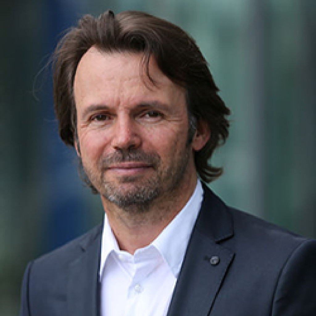 Stefan Karl Wagner - Immobilien Aquise - Connelly Immobilien | XING