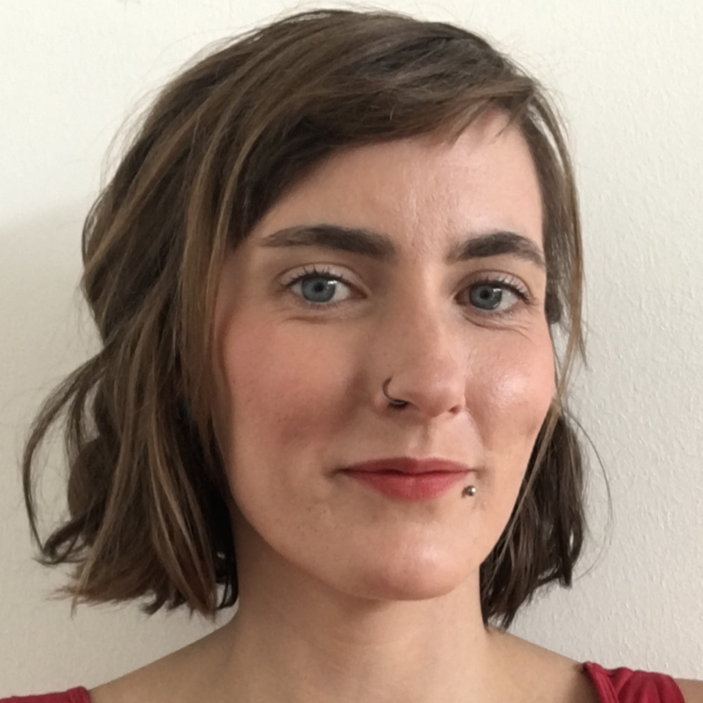 Caro Marx - Referentin Corporate Responsibility //Schwerpunkt ...