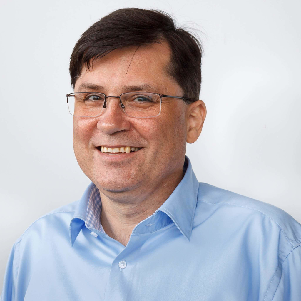 John van Geffen - Head of Business Unit Electronics and Software ...