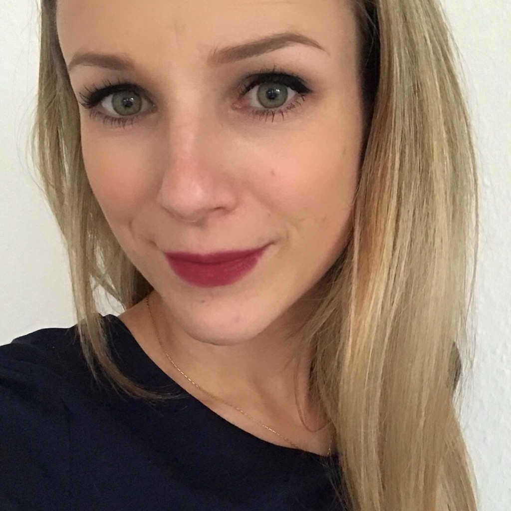 Lisa Berns - Art Director - NONFOOD Werbeagentur GmbH | XING